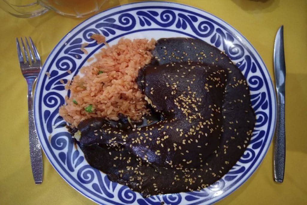 Receta de mole poblano, original de las monjas dominicas