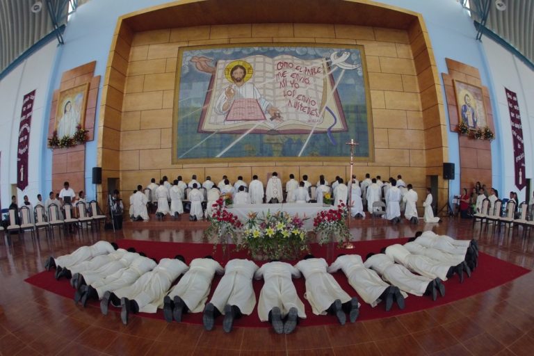 Los Misioneros Servidores de la Palabra cultivan vocaciones en internet