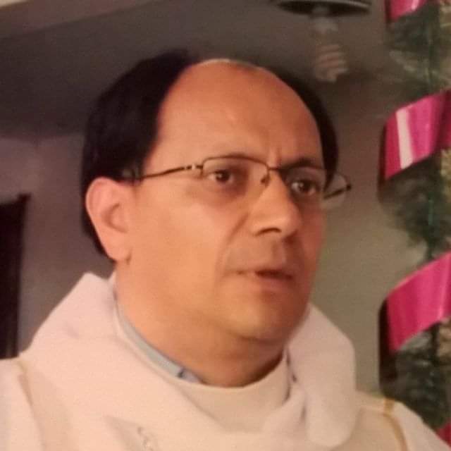 P. Máximo Evia Ramírez, autor en Desde la Fe