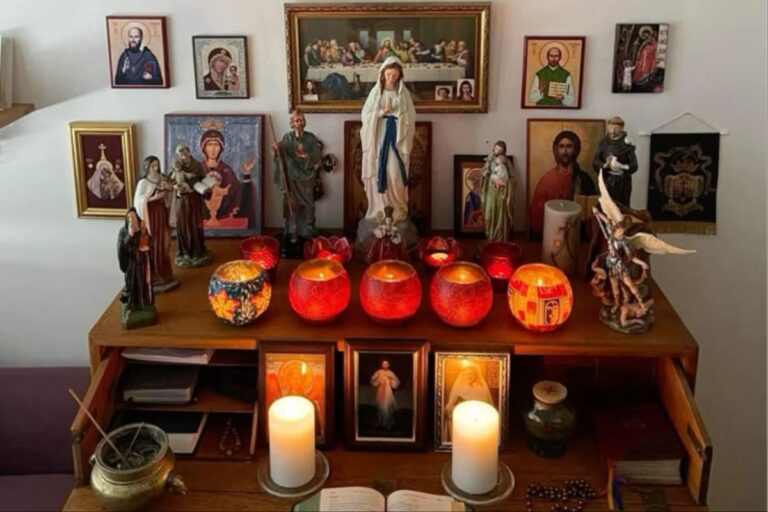 cómo hacer un altar en casa | Desde la Fe